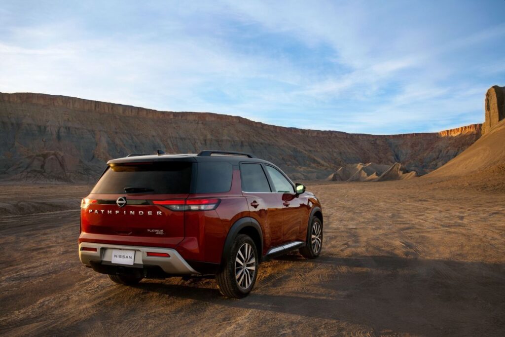 Nissan Pathfinder Hybrid 2022