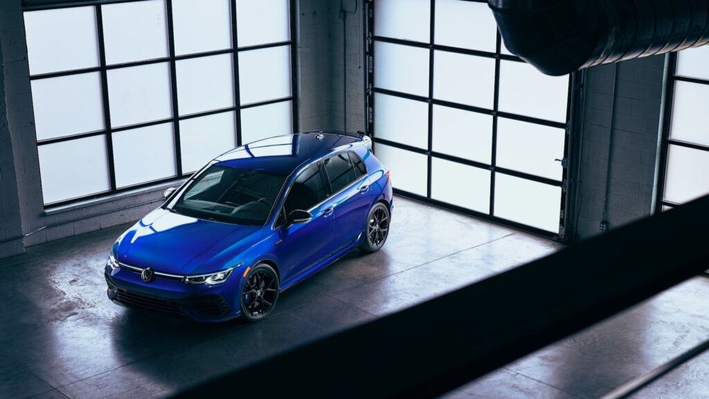 Volkswagen Golf R 20th Anniversary Edition 2023