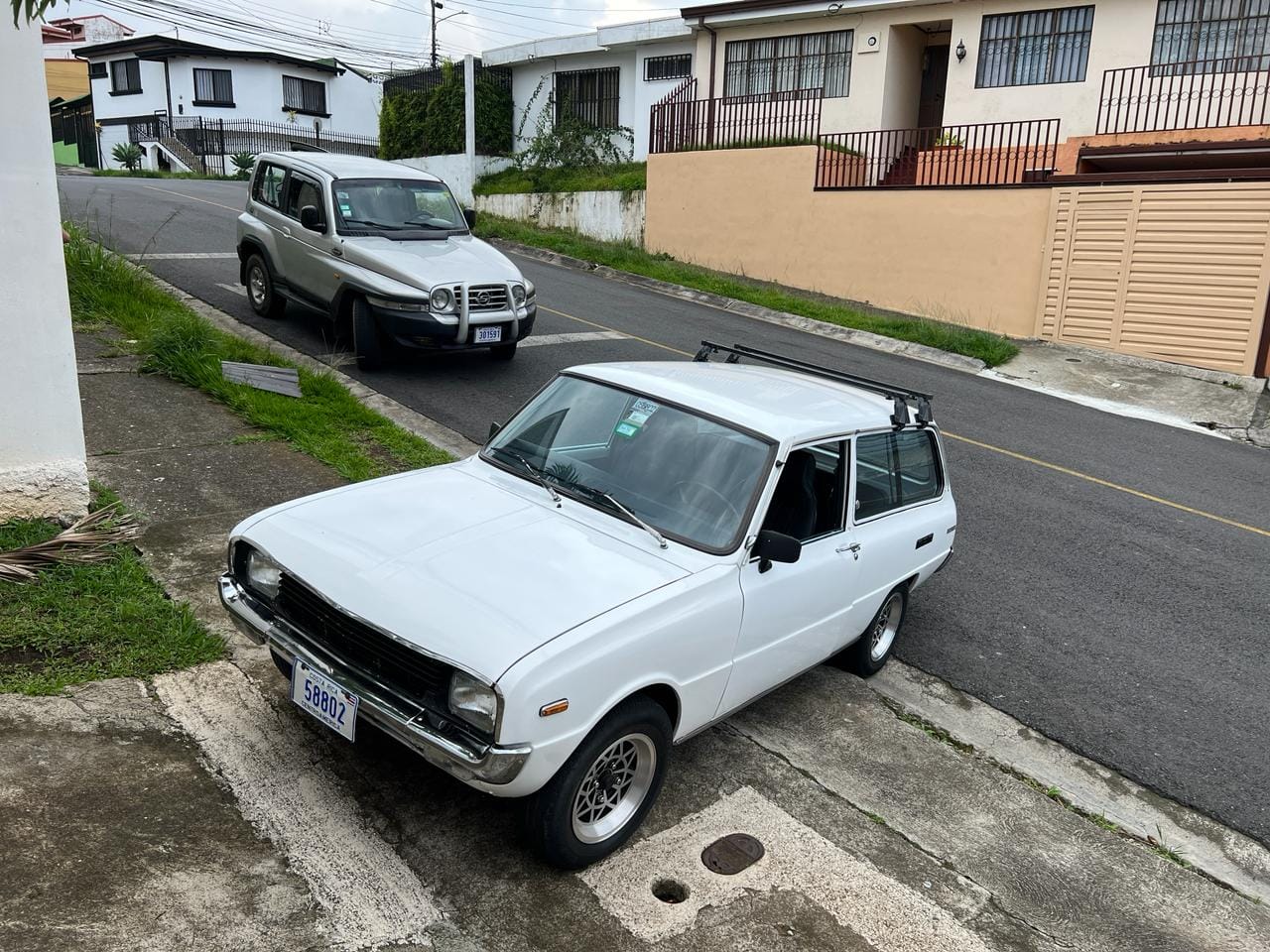 Mazda 1300 Un Viaje Nostálgico Al Pasado - Mundo Motores CR